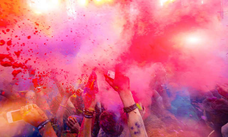 Top 11 Best Places to Celebrate Holi in India 2023 | MakeMyTrip Blogs