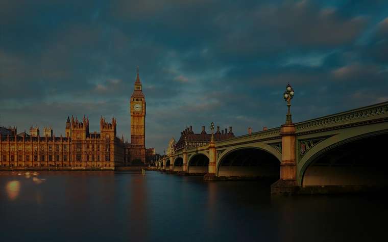 Taj Mahal and Big Ben are Both Breaking Hearts this Year!