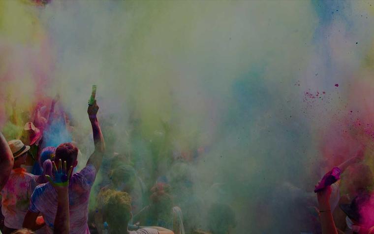 Yes, Traveling on Holi is Fun! | MakeMyTrip Blog