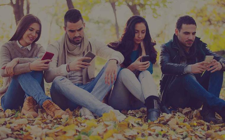 Top 5 Reasons Why People Check-In On Facebook | MakeMyTrip Blog